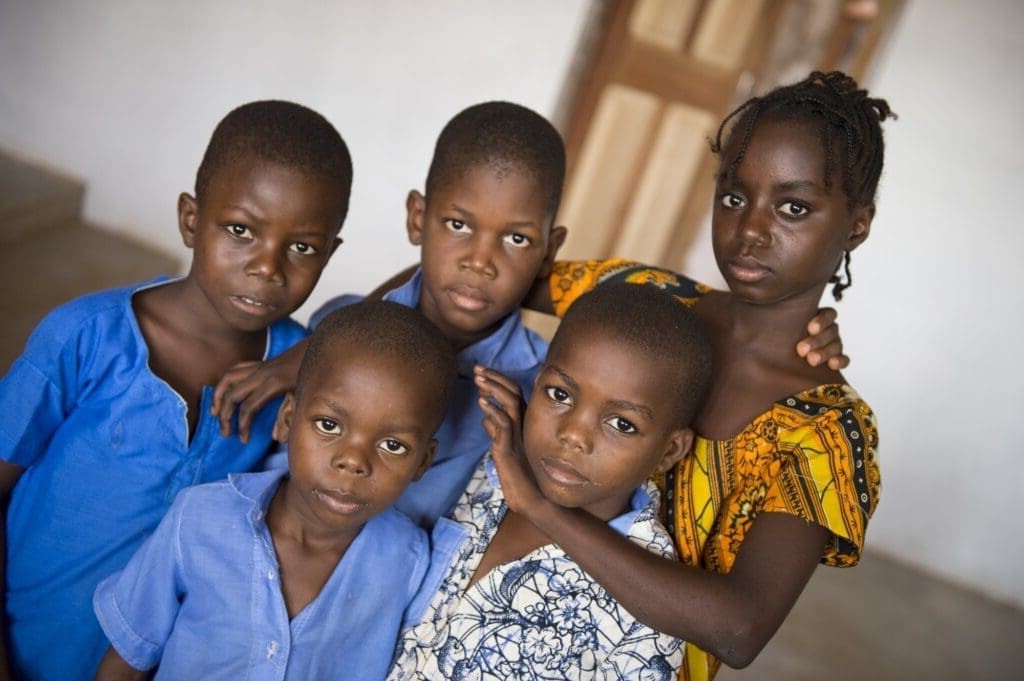 Helping Palms | Home